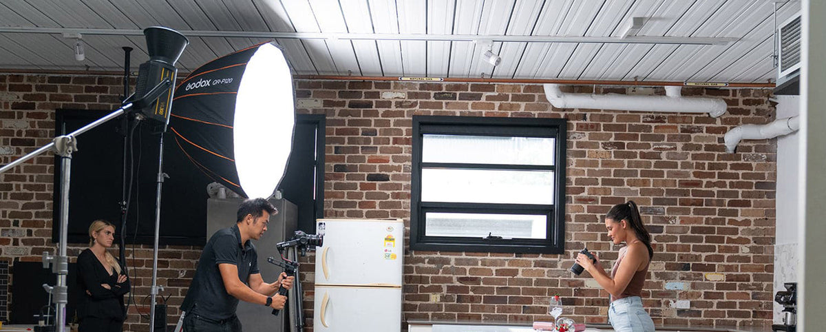 Parabolic Softboxes and Lighting Reflector Modifiers with Grid | Hypop