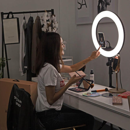 18" Diamond Luxe Diva Ring Light Complete Make Up and Beauty - Spectrum ...