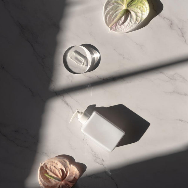 Flat Lay Instagram Backdrop - 'Brighton' White Marble (56cm x 87cm) – Hypop