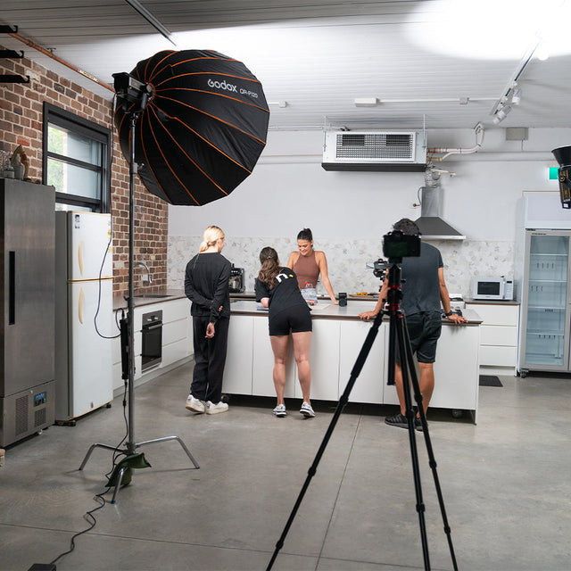 Godox VL300 300W COB LED Portable Studio Continuous Light | Hypop