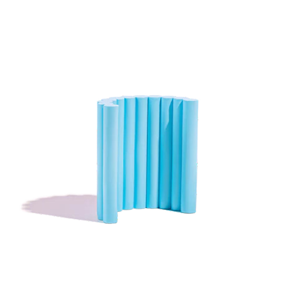 Propsyland Blue Curved Cylinder Wall Styling Prop – Hypop